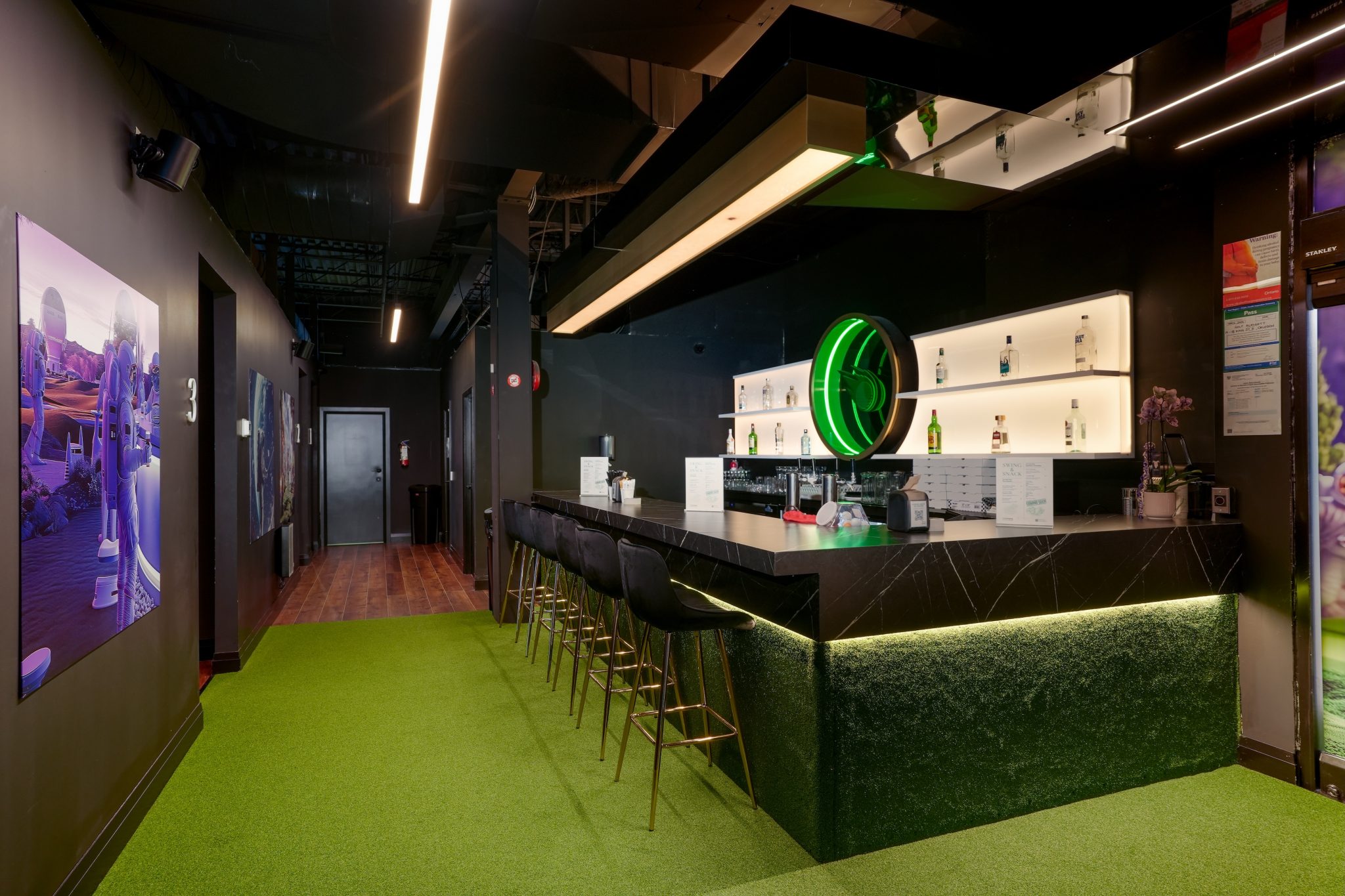 Home Golf Almighty Indoor Golf Simulators And Sports Bar